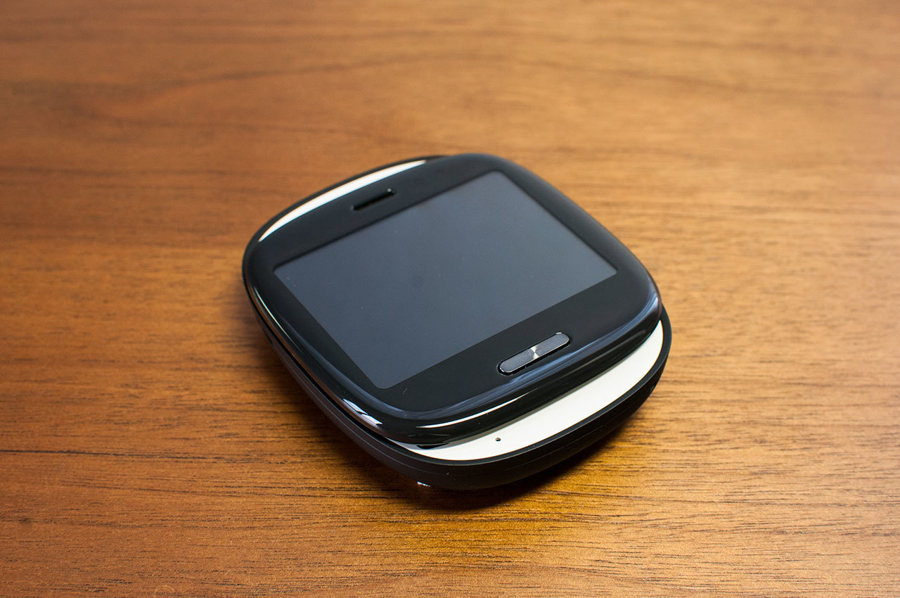 「Microsoft KINシリーズ」 フォトレビュー - ガジェットレビュー